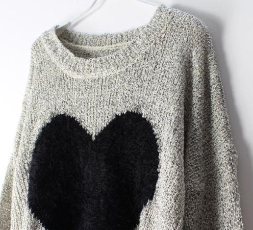 Cute Grey Heart Sweater on Luulla
